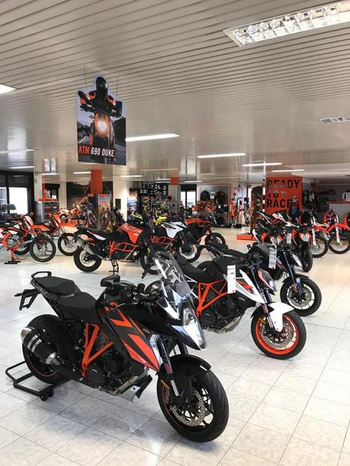 MECA MOTOR SRL - Mozzate - Concessionario ufficiale KAWASAKI e KTM - Subito
