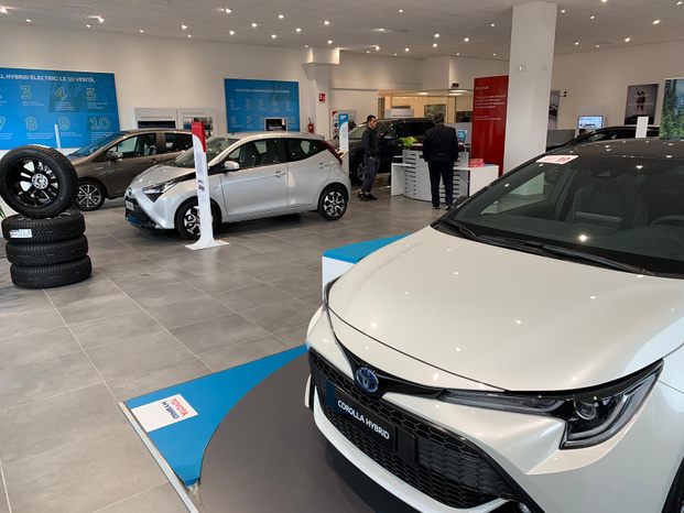 Toyota Fuji Auto - Cuneo - Il Team MATTIAUDA GROUP Vi aspetta con c ...